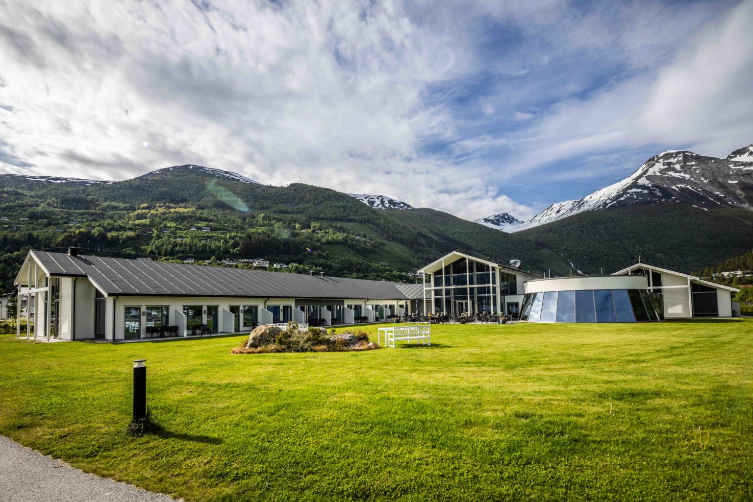 Hjem - Valldal Fjordhotell
